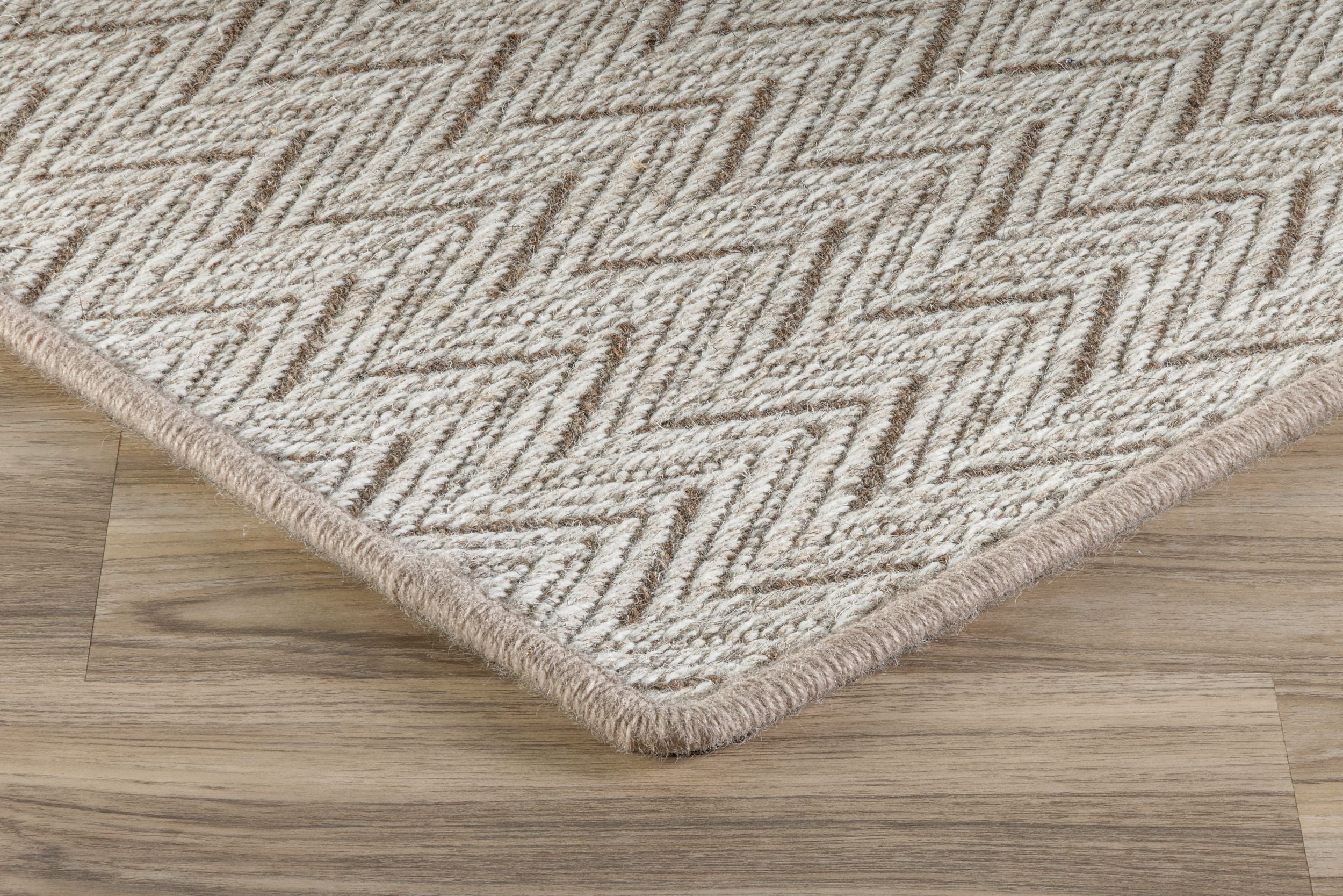 STARK Willah Tailored Carpet