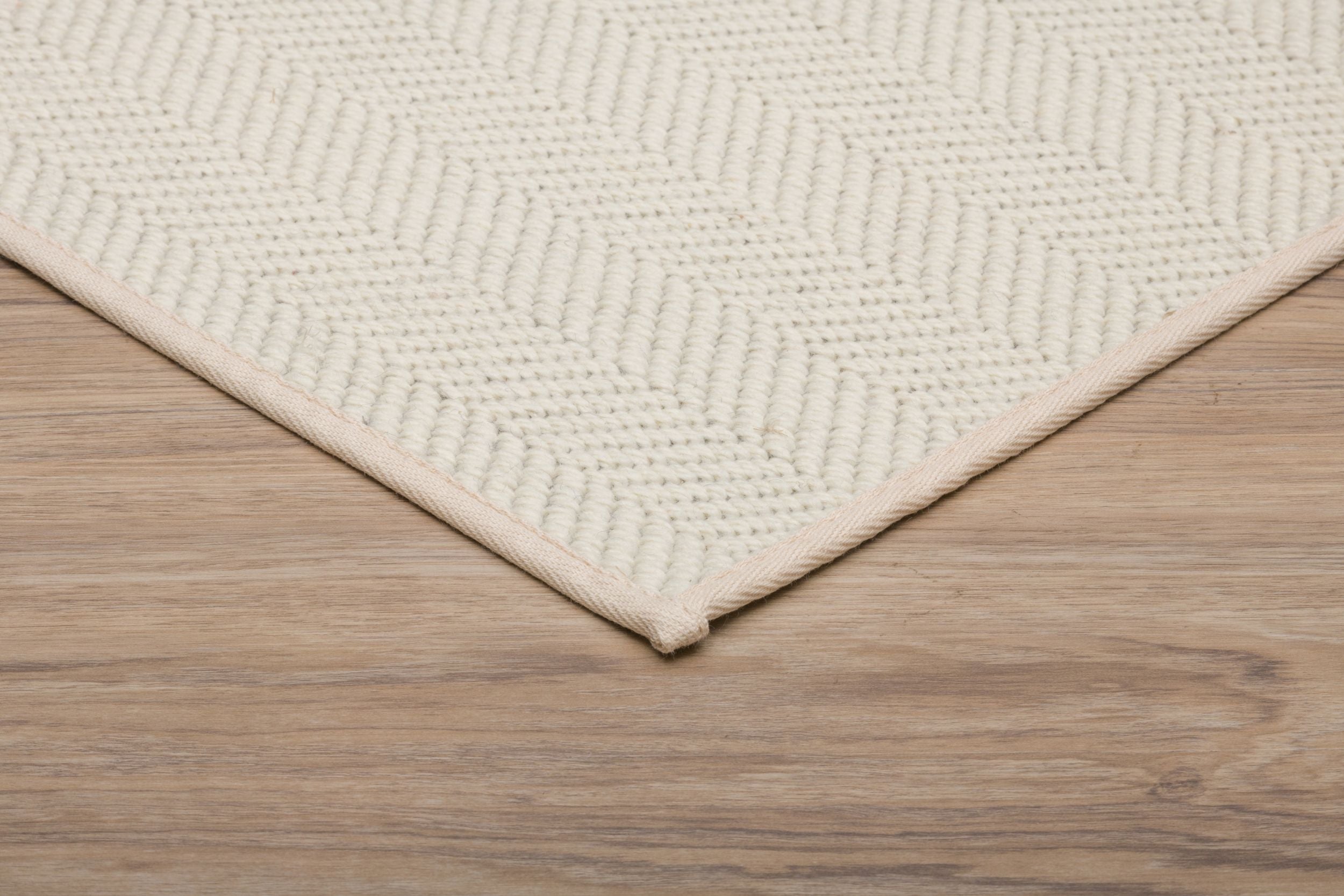 STARK Incline Tailored Plaid & Stripes Carpet