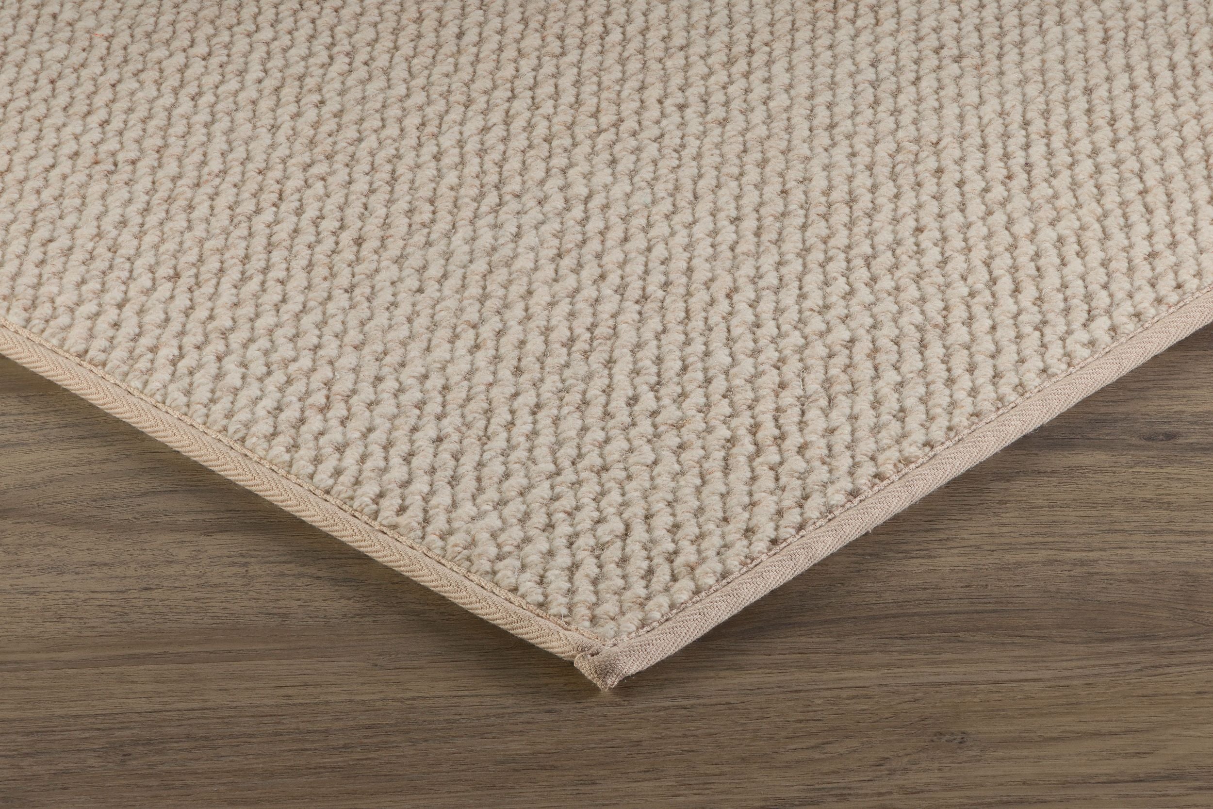 Busy 100% Wool Textured Carpet