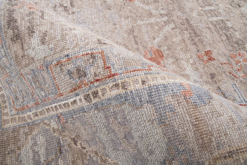 Hayley Traditional Silk Rug with Antique Design