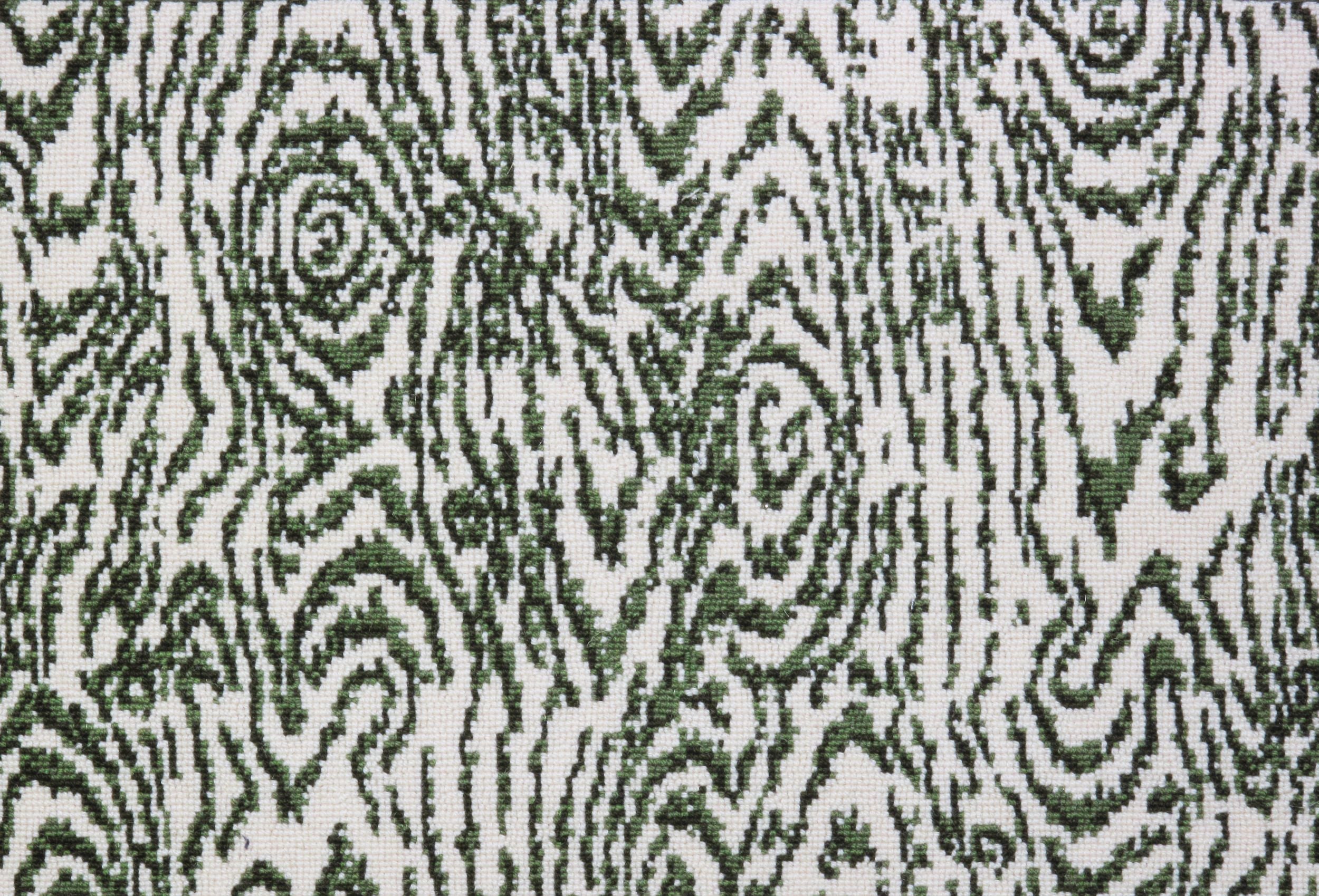 STARK Mccoy 100% Wool Floral Luxury Carpet