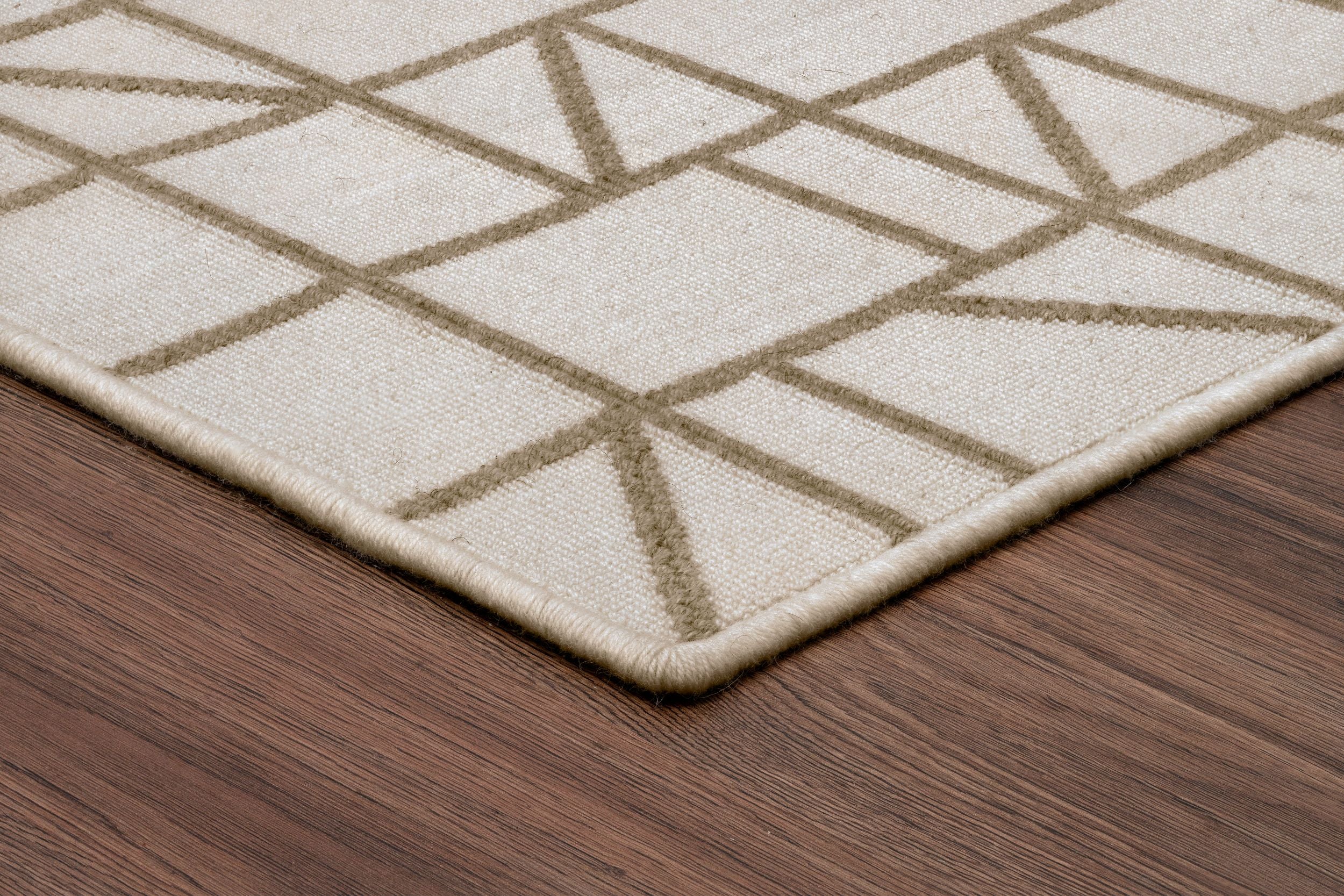 STARK Scafflin 100% Wool Carpet with Abstract Design