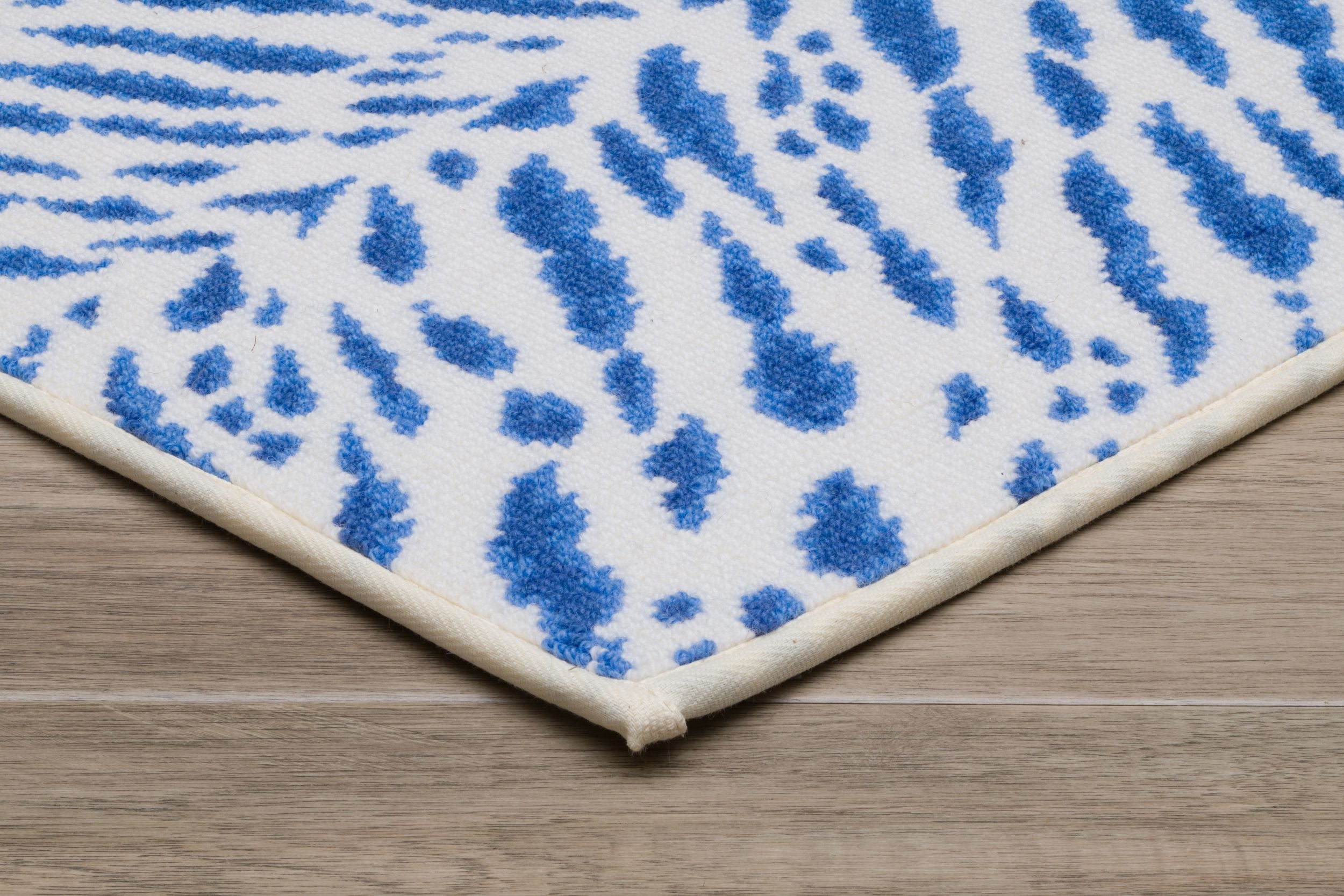 STARK Javan 100% Wool Animal Print Carpet